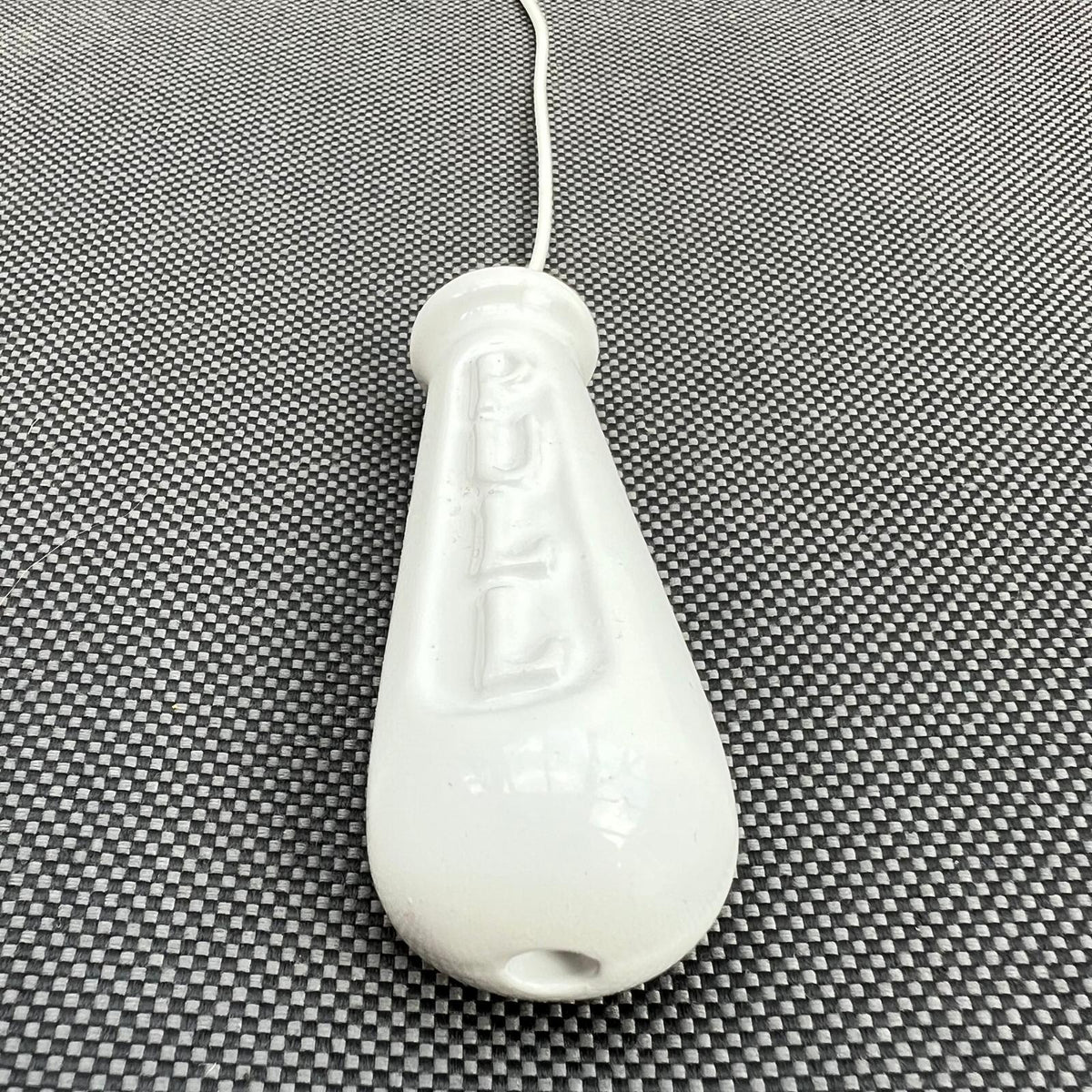 Vintage Style White Powder-Coated Cast Metal Bathroom Light Switch Pul ...