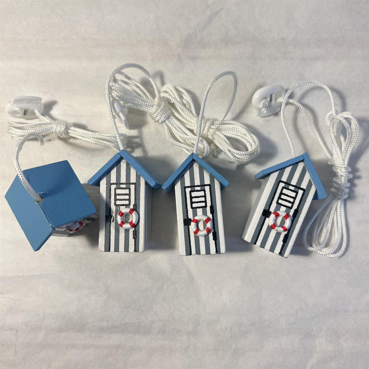 4 x Light Blue and white beach hut light pulls | Nautical Theme Wooden ...